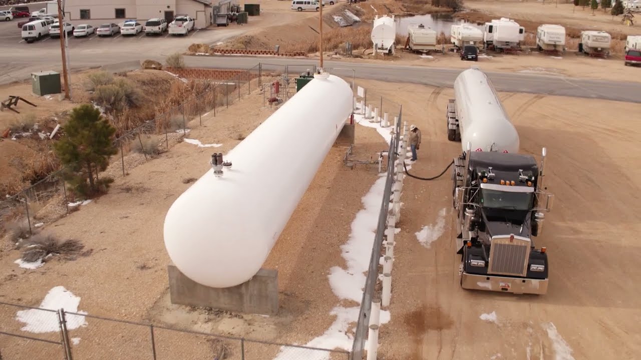 What’s it like to be a Propane Truck Driver? – NextGen Trucking